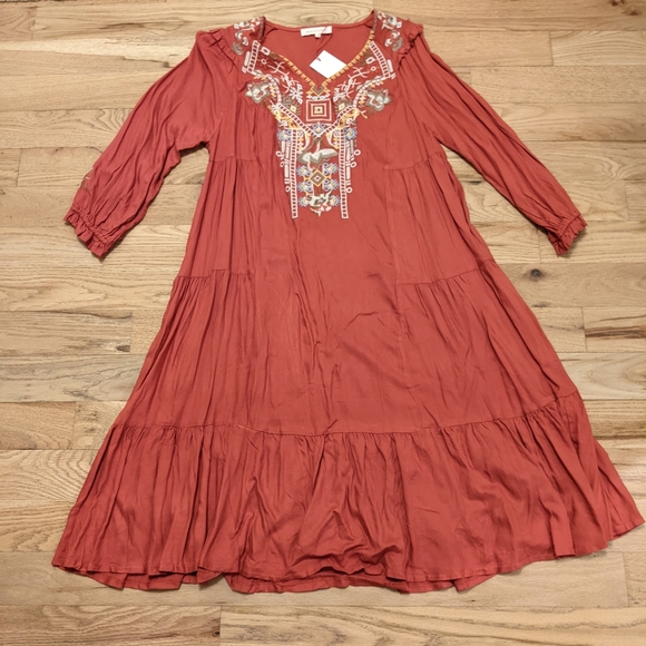 Solitaire | Dresses | Solitaire Embroidered Midi Dress | Poshmark